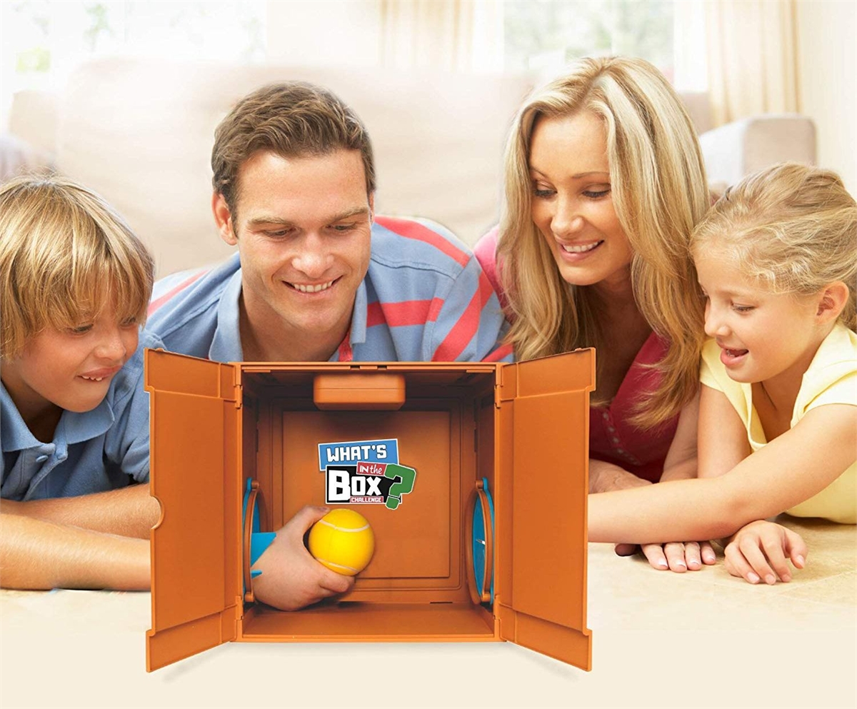 What’s in the Box Challenge Game – Comaco Toys