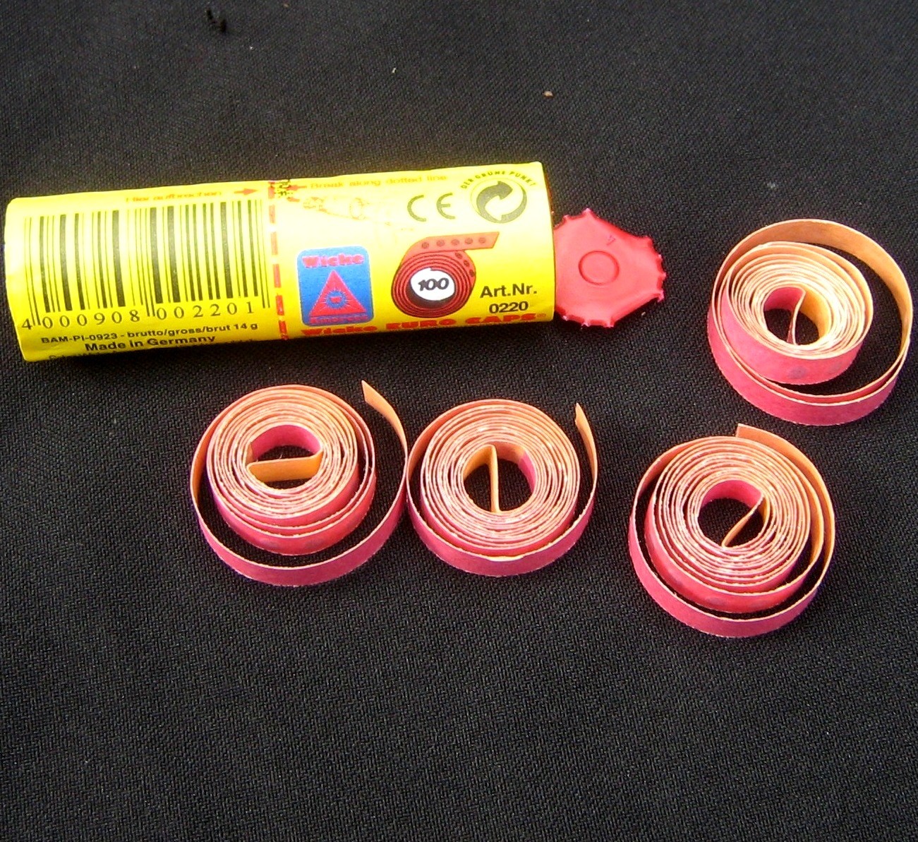 12 Rolls x 100 Shot Toy Gun Caps – Comaco Toys
